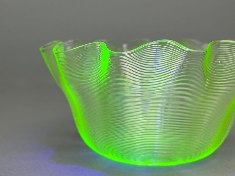 Stevens and Williams Threaded Finger Bowl in Vaseline Glass C1895 - Etsy