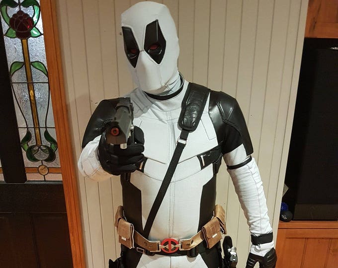 CostumeReplicaCave - Etsy UK