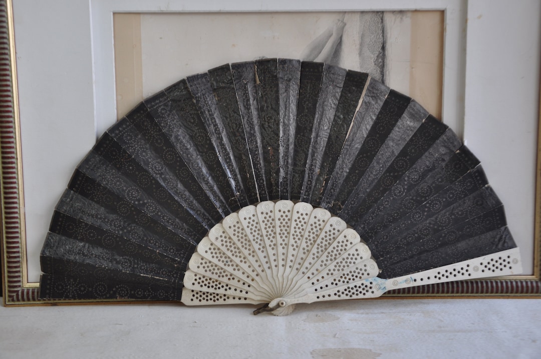 Antique Victorian French Hand Fan, Black Paper, Vintage Ladies Hand Fan ...