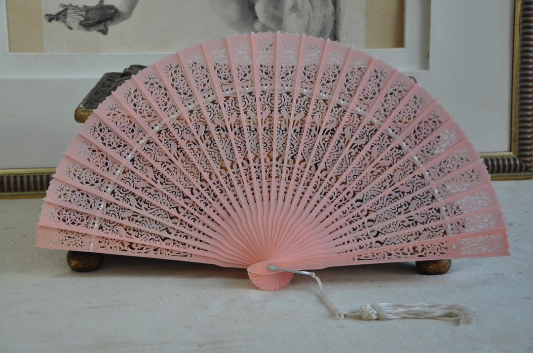 Pink Vintage Japanese Hand Fan, Brise, 1960s Small Vintage Ladies Hand ...