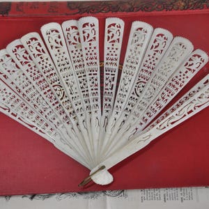 Antique French Brise Hand Fan, 1800's Chinese Canton 19c Qing Dynasty ...