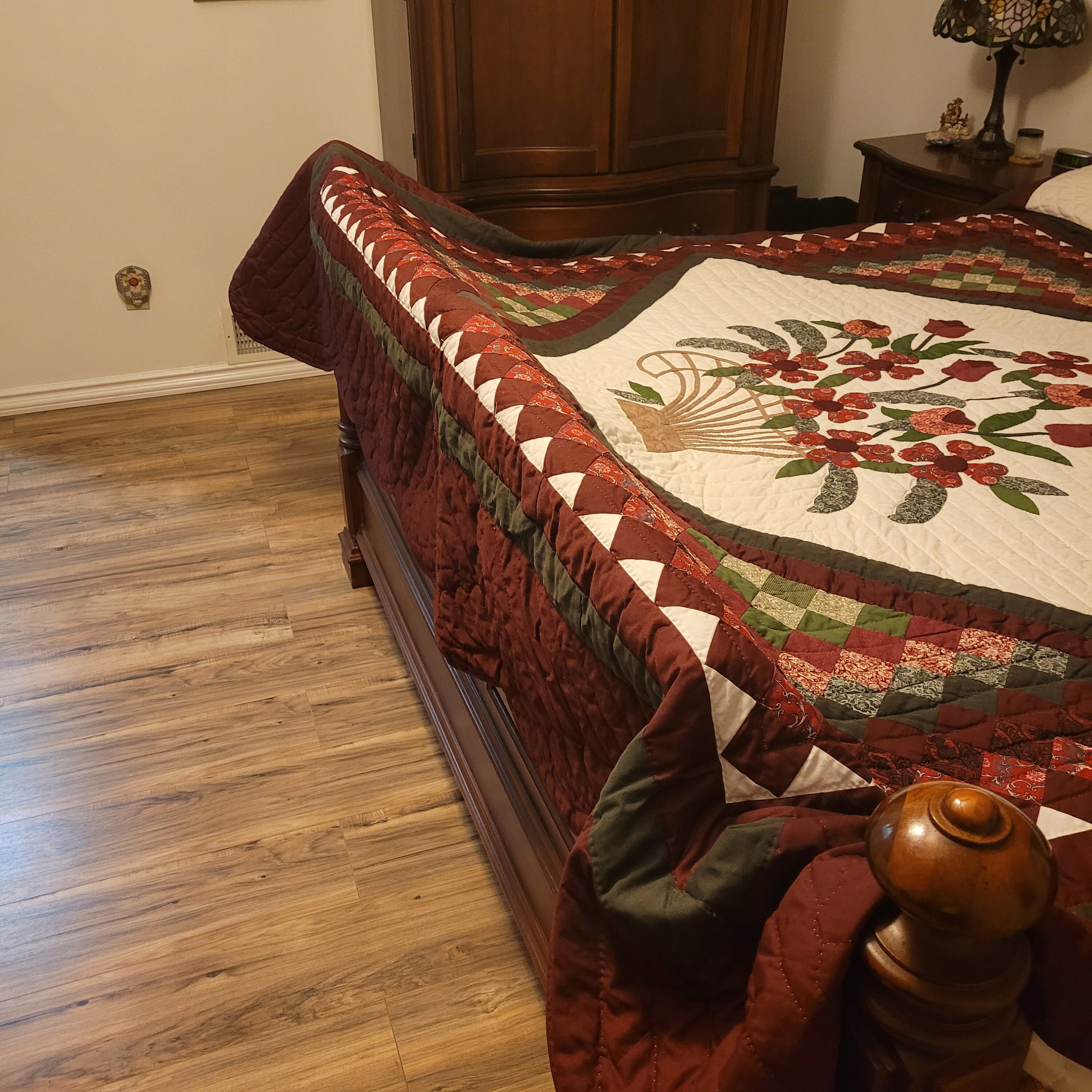 Amish Handmade Quilted Amish Basket Design King Cotton Comforter ...