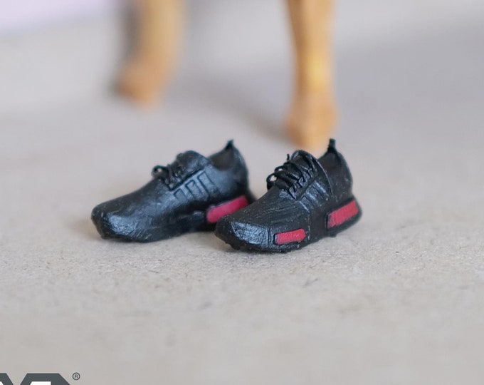 Miniature Runners 1:12 Scale Running Shoes 13/16 Inch Long (plastic ...