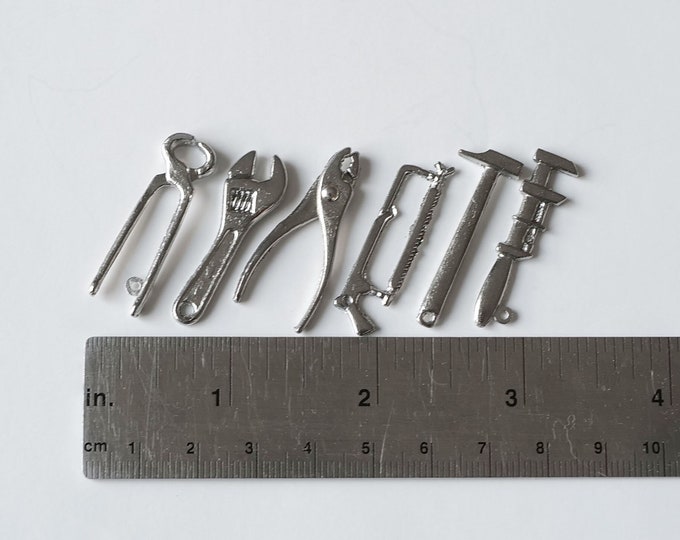 Miniature Metal Large Hand Tools 1:12 Scale Wrench Hammer Hacksaw Pipe ...