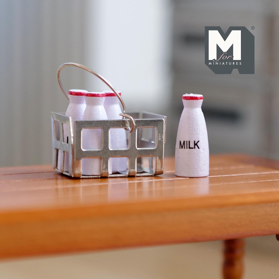 Miniature Milk Crate With 4 Bottles of Milk , 1:12 Scale Dollhouse ...