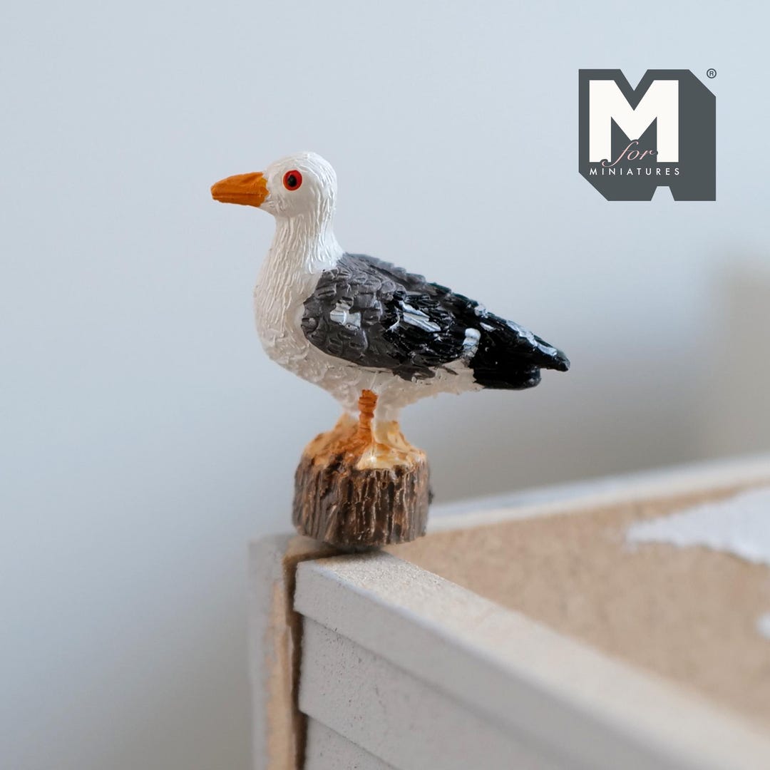 Miniature Seagull 1:12 Scale Dollhouse Herring Gull Beach Bird 1-7/16 ...
