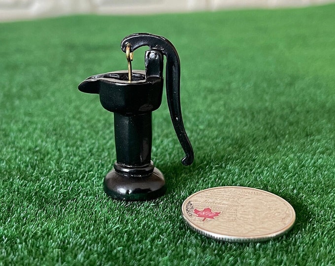1:12 Miniature Hand Water Pump , Hand Pump , Well Pump , Pitcher Pump ...