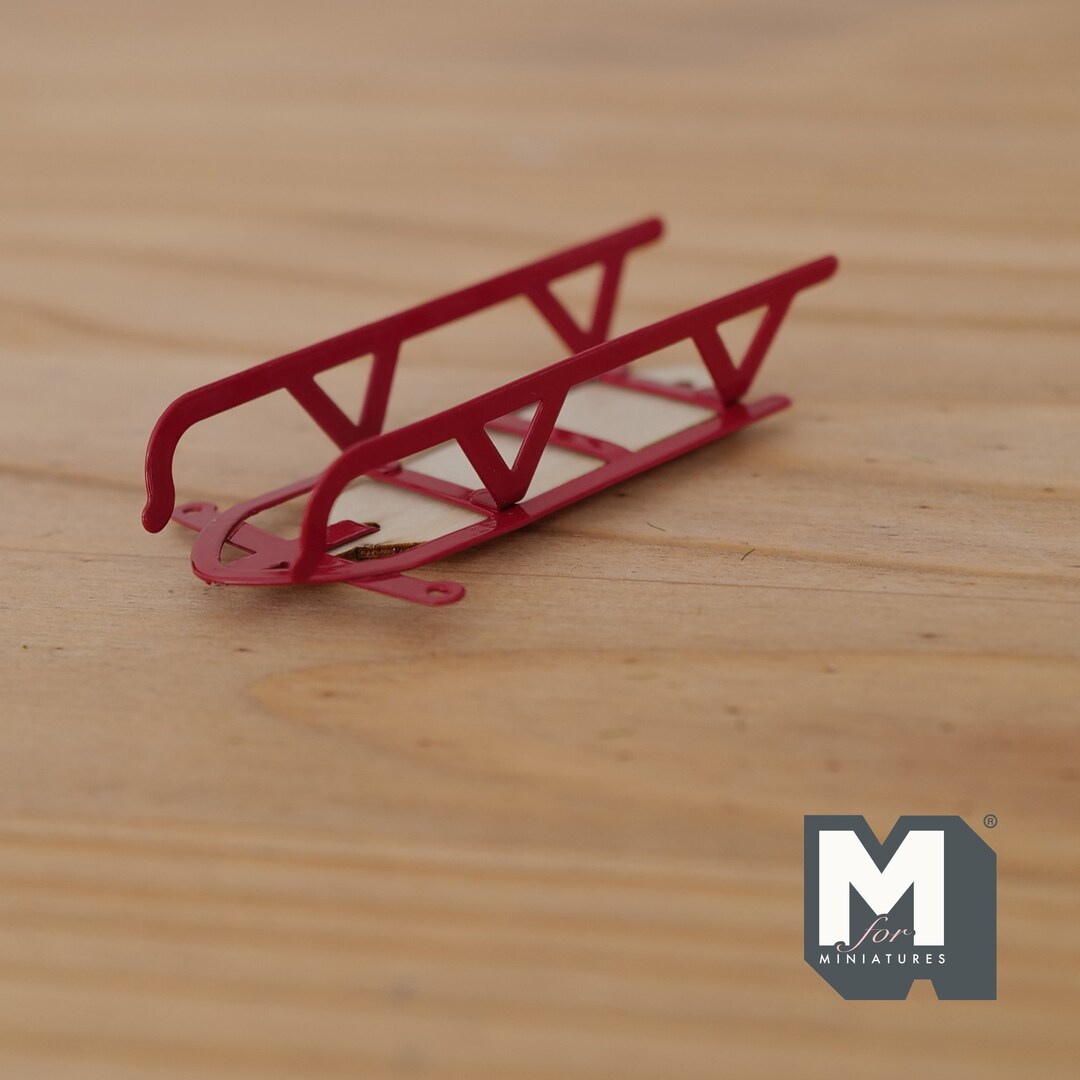 Miniature Sledge , 1:12 Scale Dollhouse Miniature Metal Sledge With ...