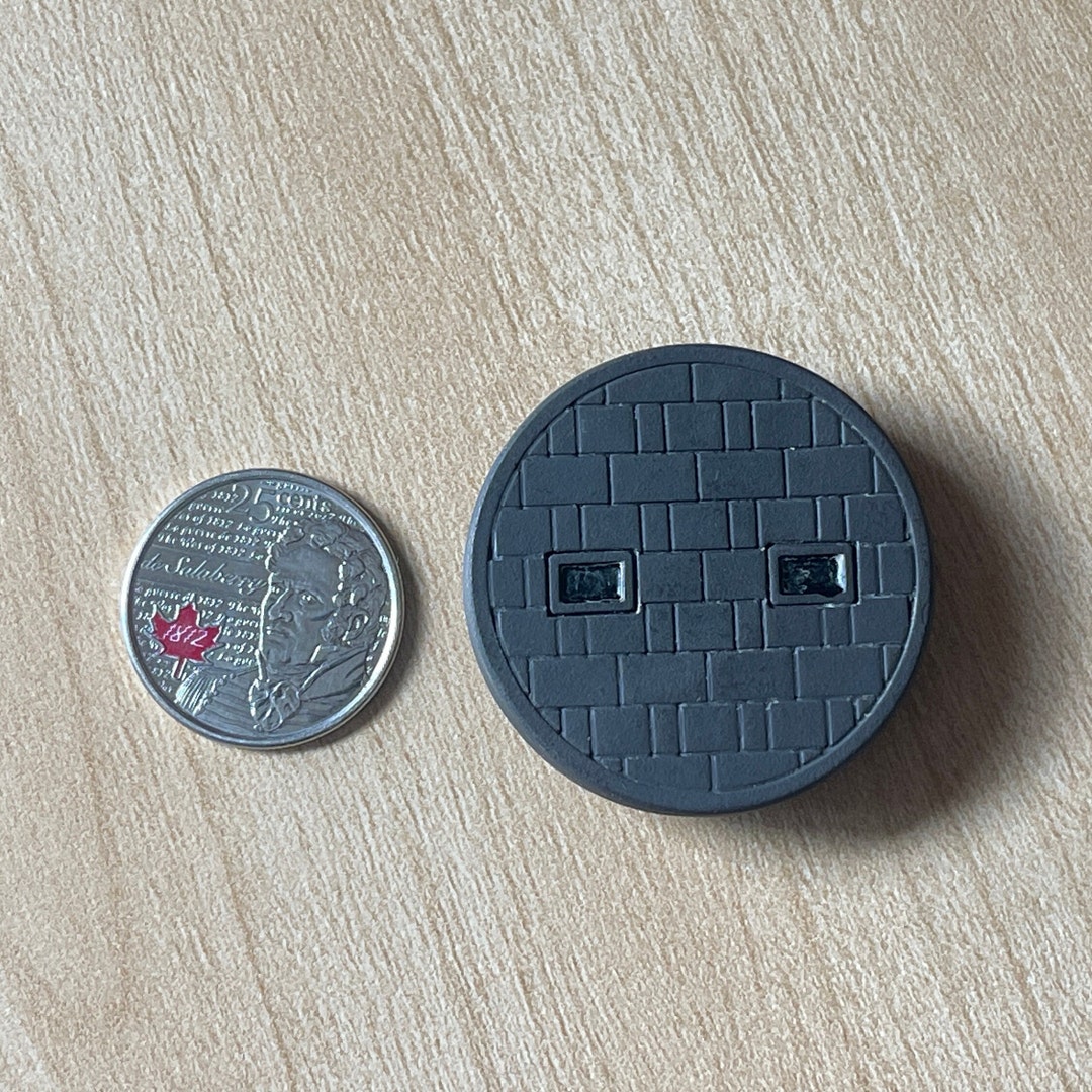 1:12 Miniature Manhole Miniature Utility Hole Drain Cover - Etsy