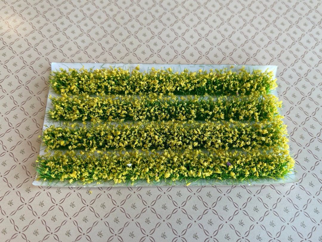 Miniature Hedges Bendable Lush Yellow Sticker Strip Landscape Scenery ...