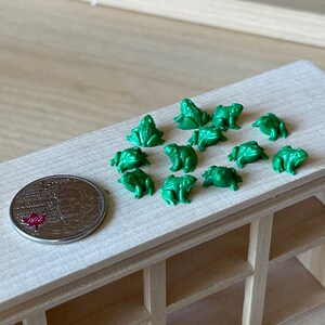 Miniature Frogs 1 Inch Scale 1:12 Scale Little Mini Frogs Set of 12 ...