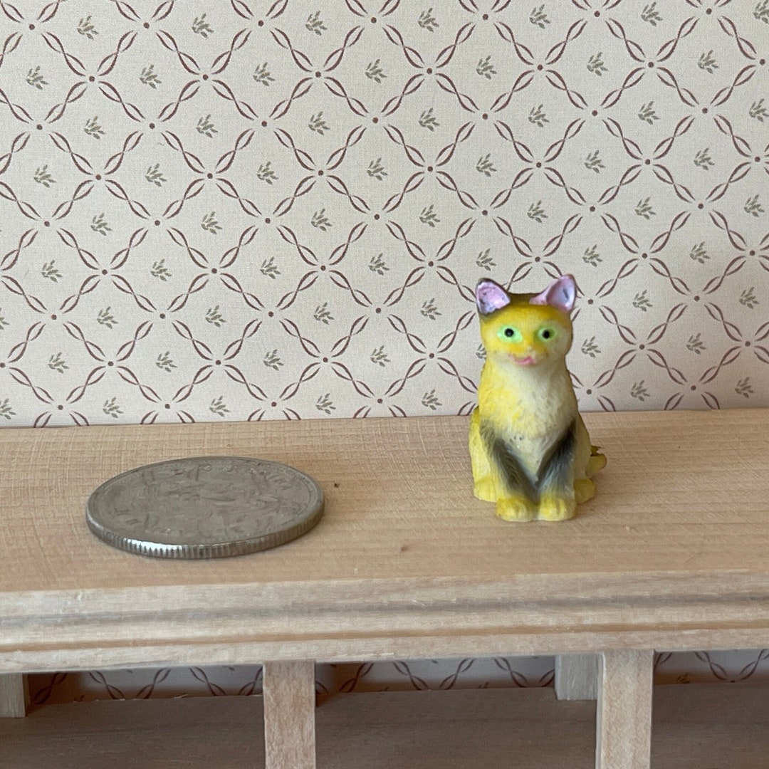 1:12 Miniature Tabby Cat , Miniature Sitting Cat (style B) - C064 - Etsy