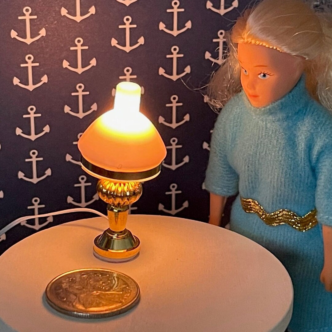 1 Inch Scale Miniature Victorian Style Table Lamp 12V Plug-in Light 1: ...
