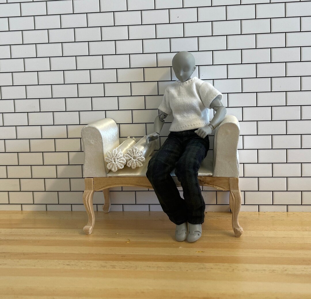 Dollhouse Window Chaise With Roll Pillows , Miniature Silk Cover Bench ...