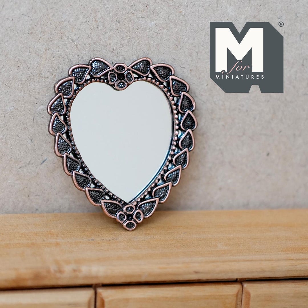 Miniature Heart Shaped Mirror 1:12 Scale Dollhouse Supplies Hearts ...