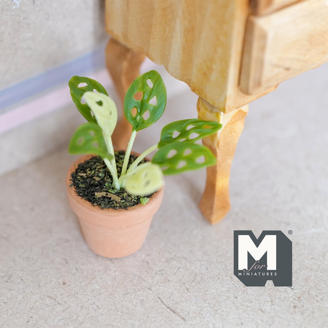 1:12 Scale Miniature Perforate Leaves Fenestrated Leaves Holey Plant ...