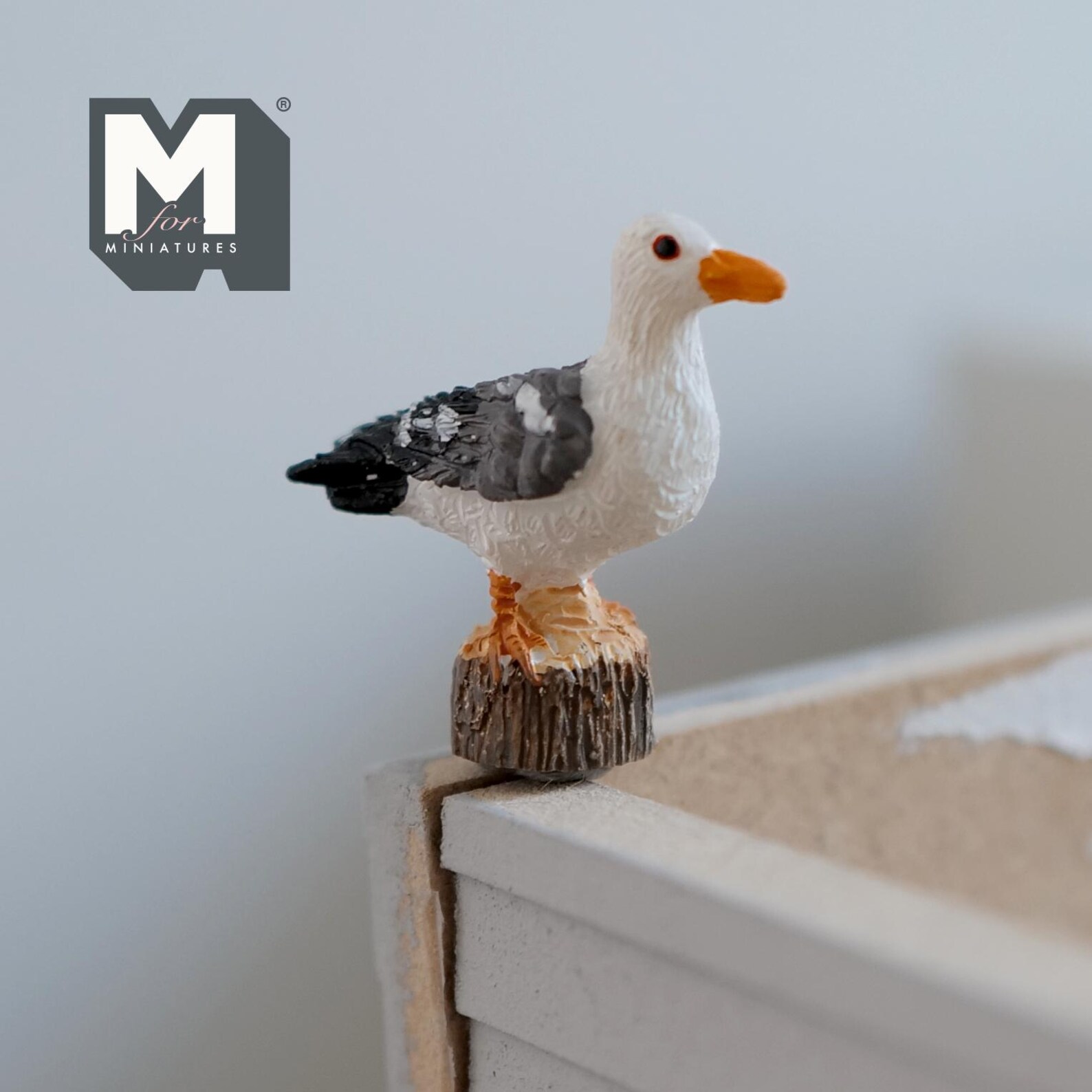 Miniature Seagull 1:12 Scale Dollhouse Herring Gull Beach Bird 1-7/16 ...