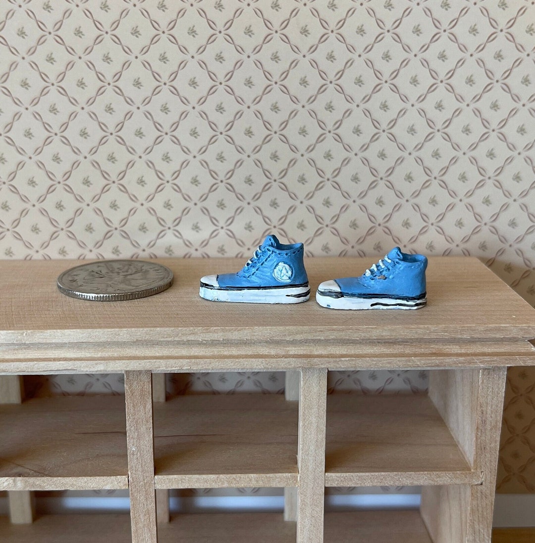 1:12 Miniature Shoes , Miniature Runners , Miniature Baseball Shoes ...