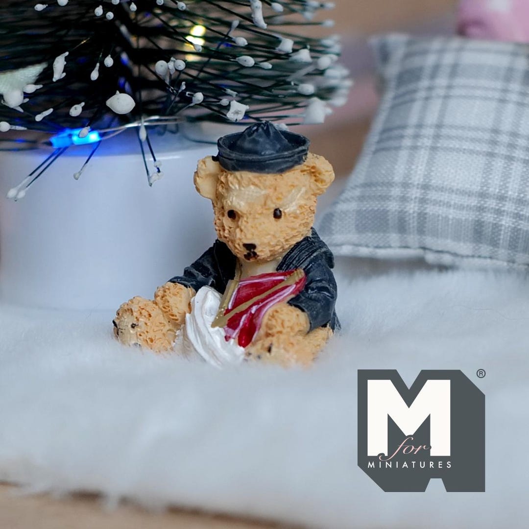 Miniature Bear Cub and Sail Boat 1:12 Scale 1 Inch Tall (resin) - G033 ...