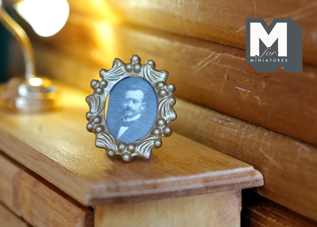Dollhouse Miniature Photo Frame Dolls House Photo 1 12th Scale ...