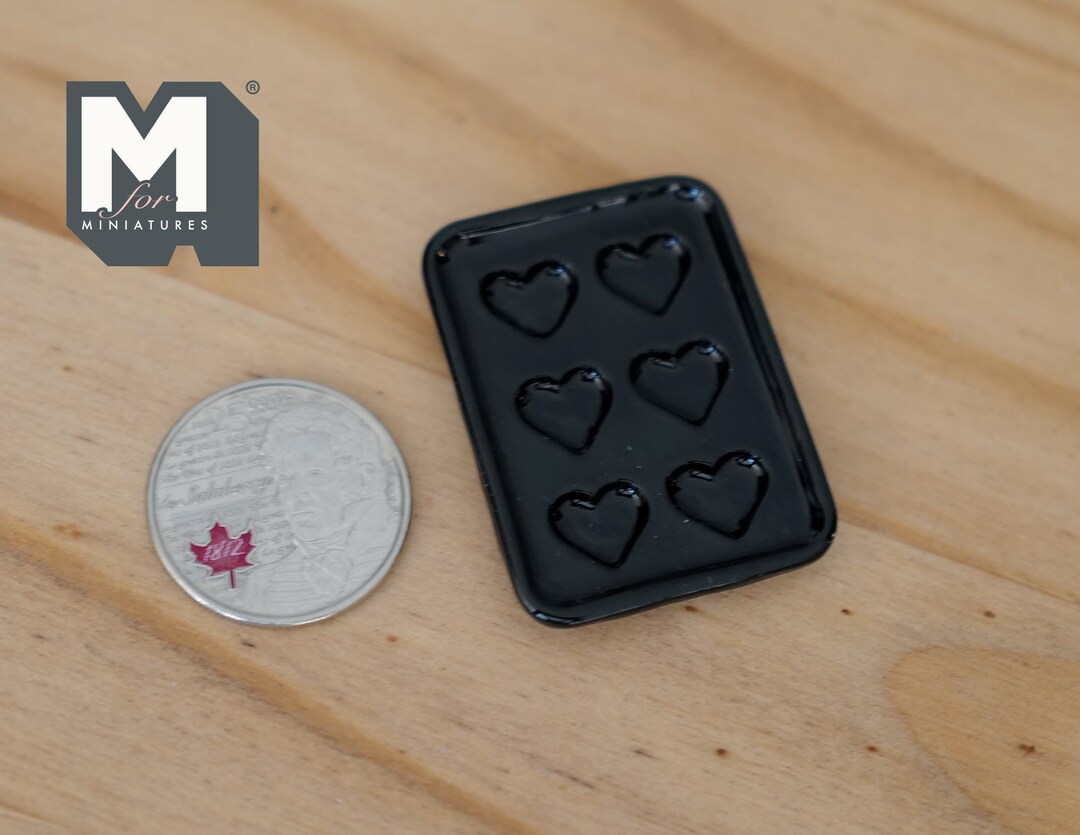 1:12 Dollhouse Miniature Heart Shape Cookie Pan (made With Resin) E045 ...