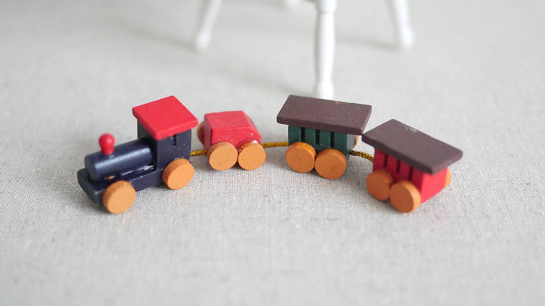 Dollhouse Supplies Miniature Wooden Train , 1:12 Scale Small Train With ...
