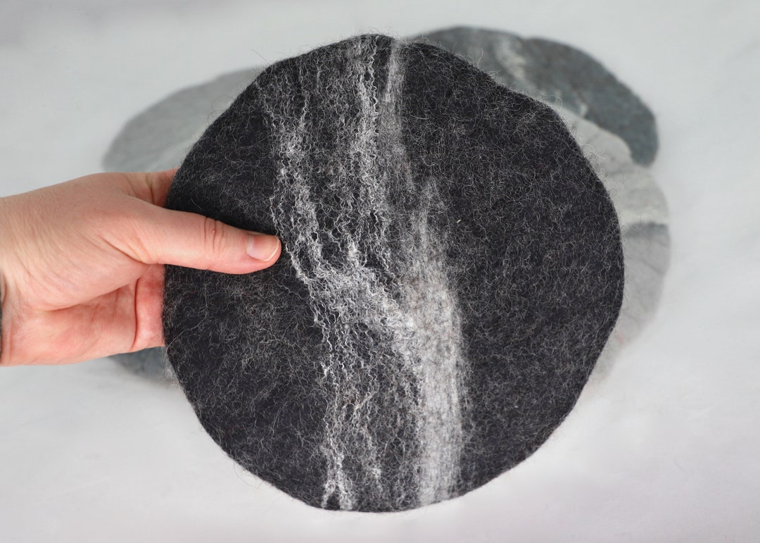 Faux Stone Trivet, Slate Grey Pebble Hot Pad, Felted Heat Trivet, Felt ...