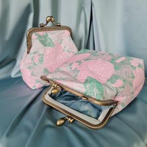 Kiss Lock Small Makeup Bag Floral Design Textile, Clasp Pouch With ...