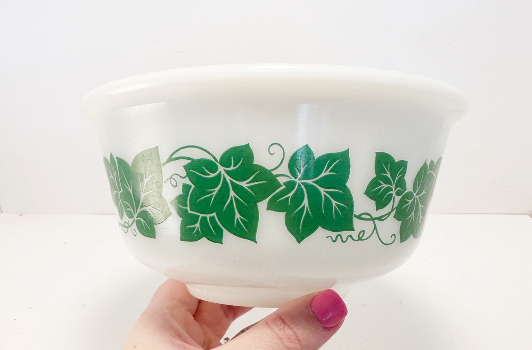 Vintage 1950s Hazel Atlas Green Ivy Milk Glass Mixing Bowl - Etsy