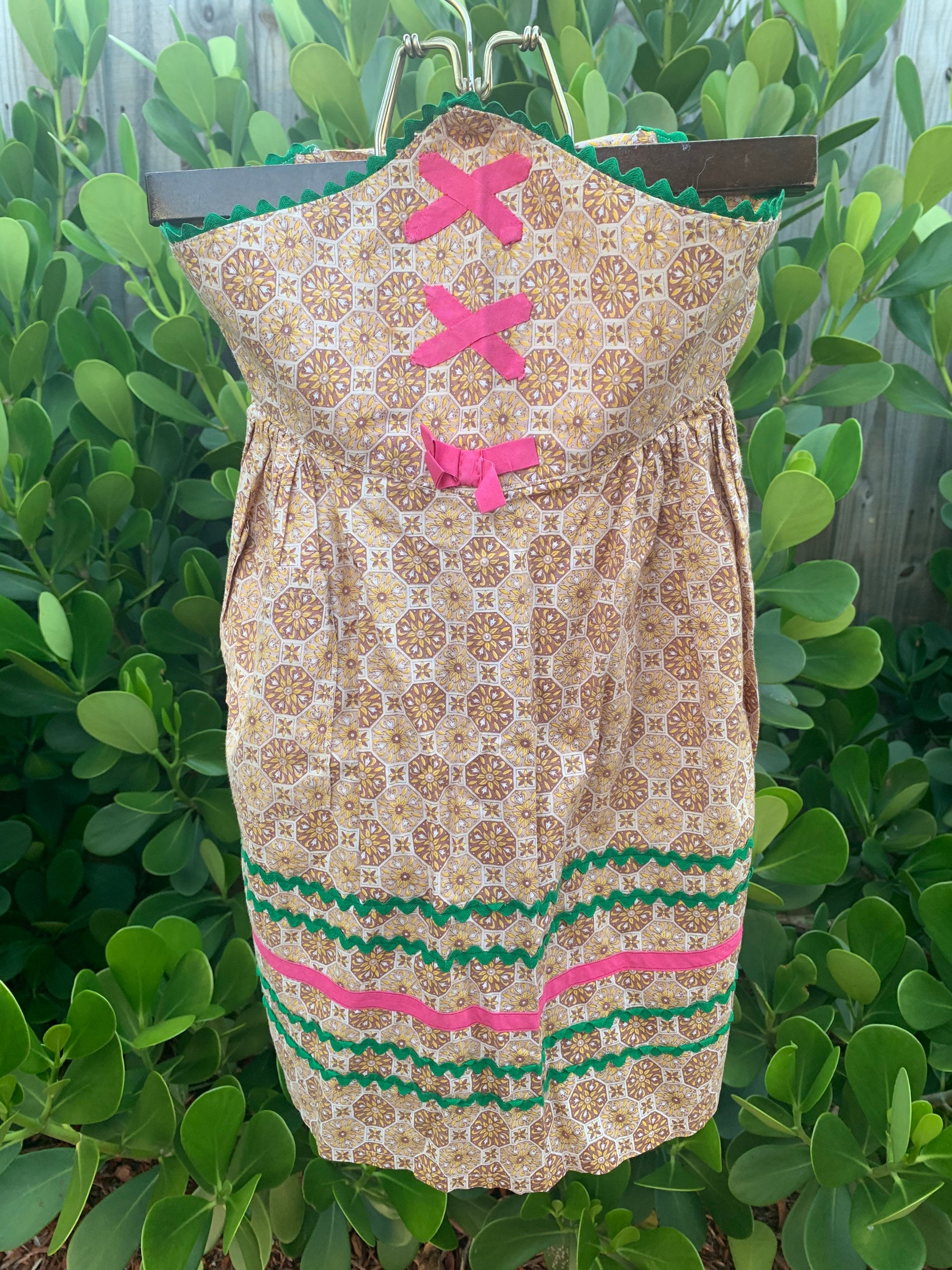 Vintage 1950s Apron With Ric Rac and Pockets - Etsy