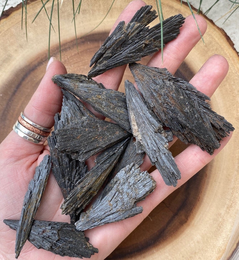Black Kyanite Fan Rough Black Kyanite Fan Natural Stone Raw - Etsy