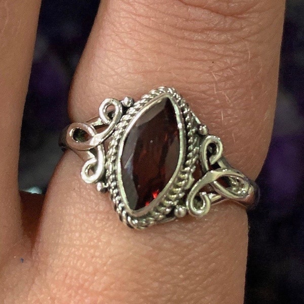 Garnet Ring Silver - Etsy