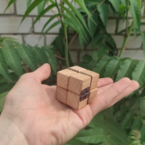 EDC Fidget Toy, Wood Infinity Cube, Stim Toy Adult, Autism and Dementia ...