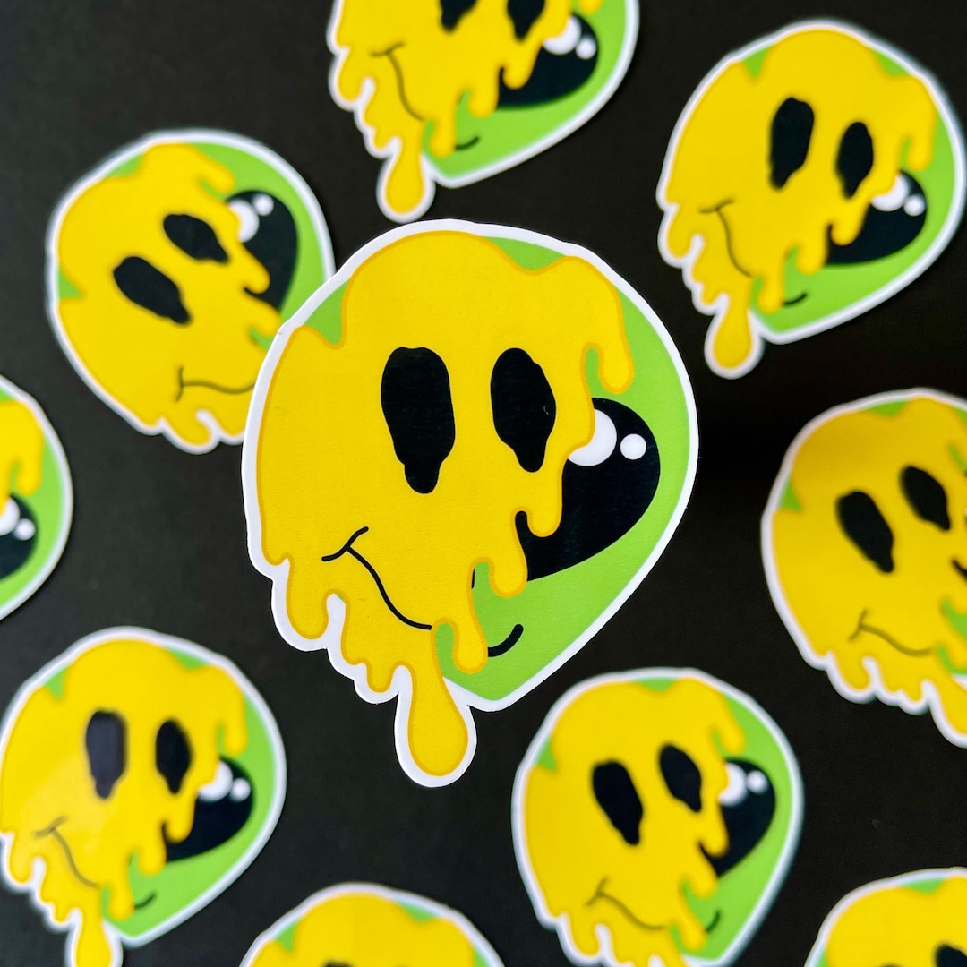 Alien Smiley Sticker | Alien Smiley Face | Laptop Sticker | Water ...