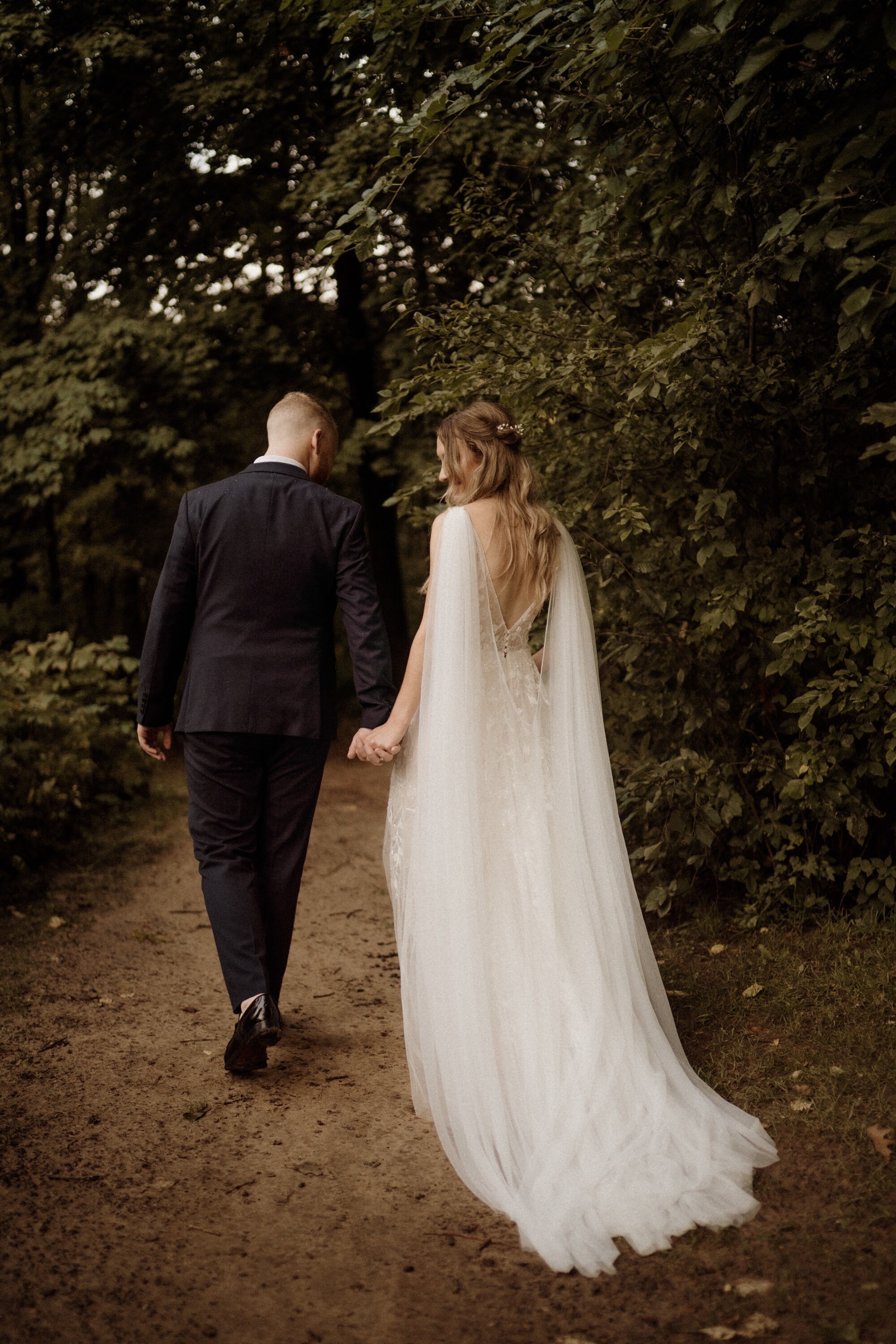 AIDA READY to SHIP Tulle Wedding Cape wedding Bridal Shoulder - Etsy Canada