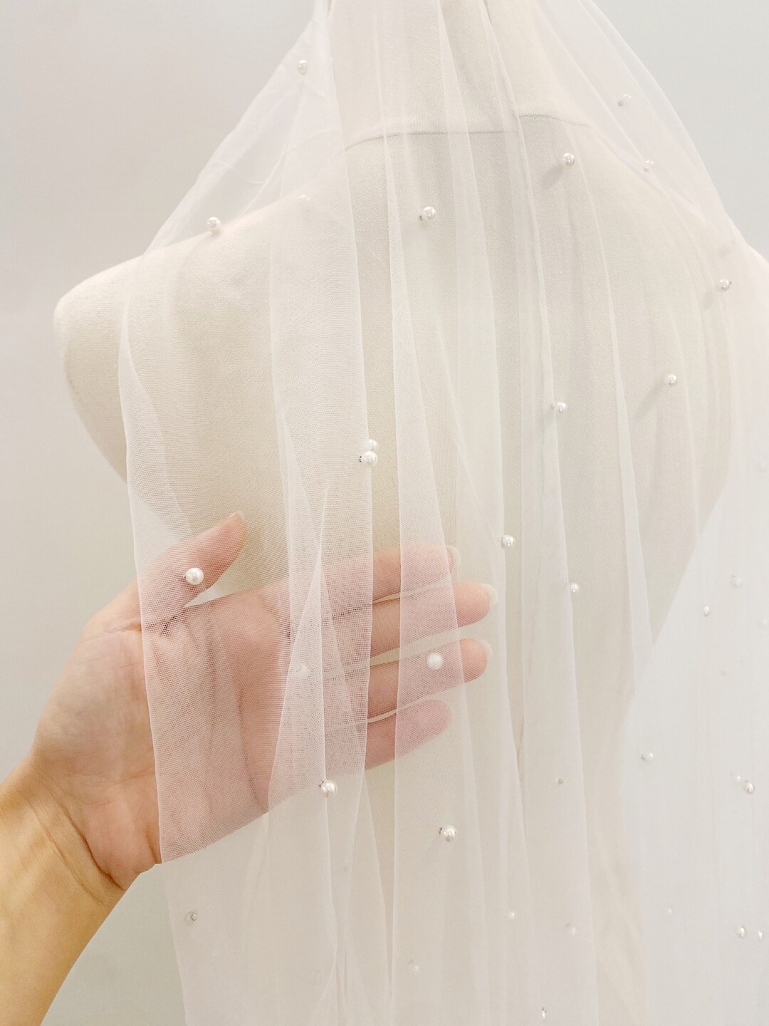Jessica // Small Pearl Flat Pearl Modern Cathedral Long Veil, Tulle ...