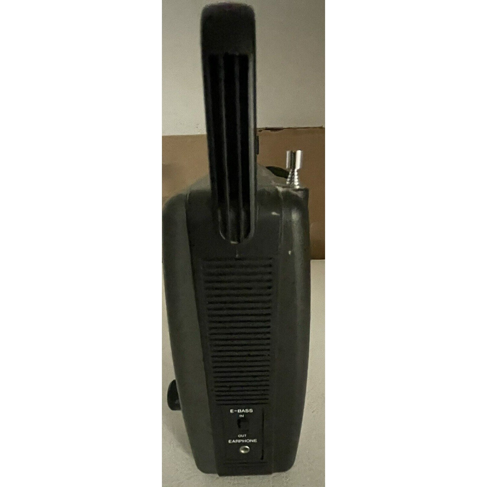 Vintage Radio Shack Portable Radio 12-686 - Etsy