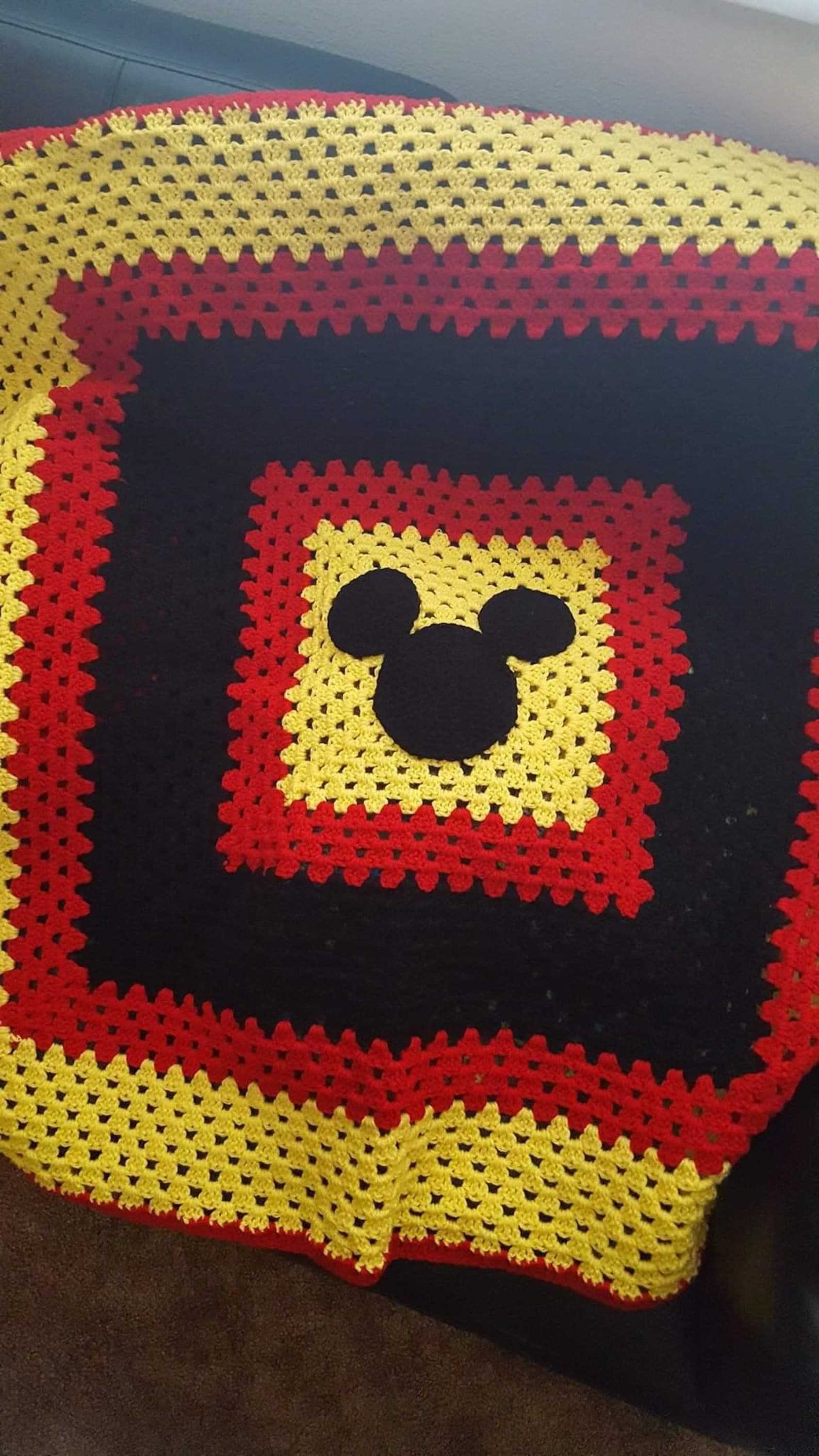 Crochet Mickey and Minnie Mouse Granny Square Blanket - Etsy