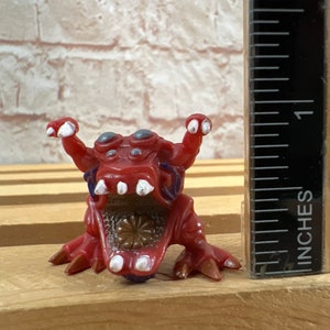 Vintage 1997 Fistful of Aliens RED Alien Mini 1” Action Figure - HIGH ...