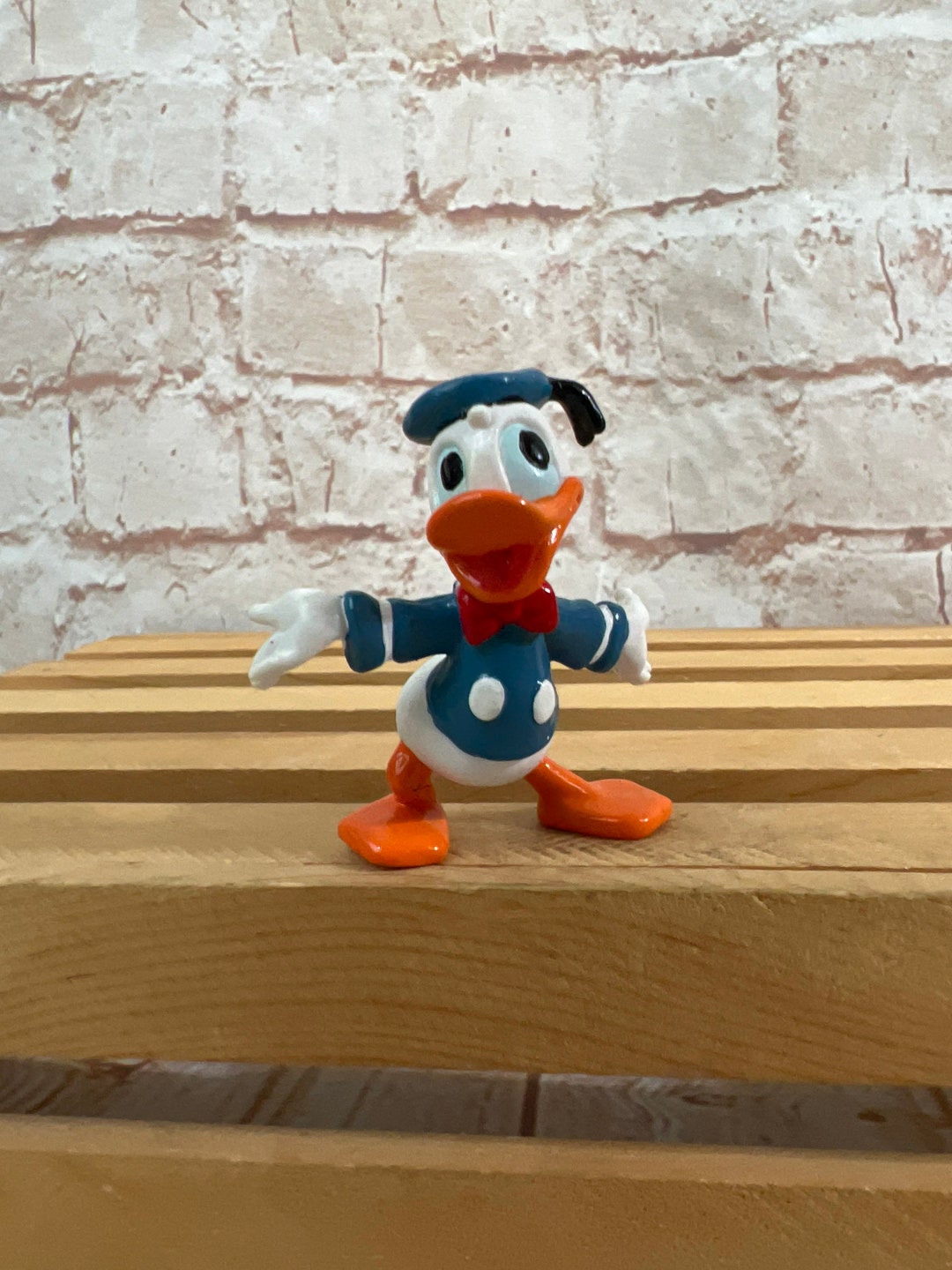 Vintage Donald Duck With Arms Spread Disney Miniature PVC Mini Figure ...