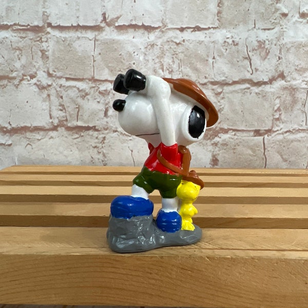Snoopy Rock - Etsy