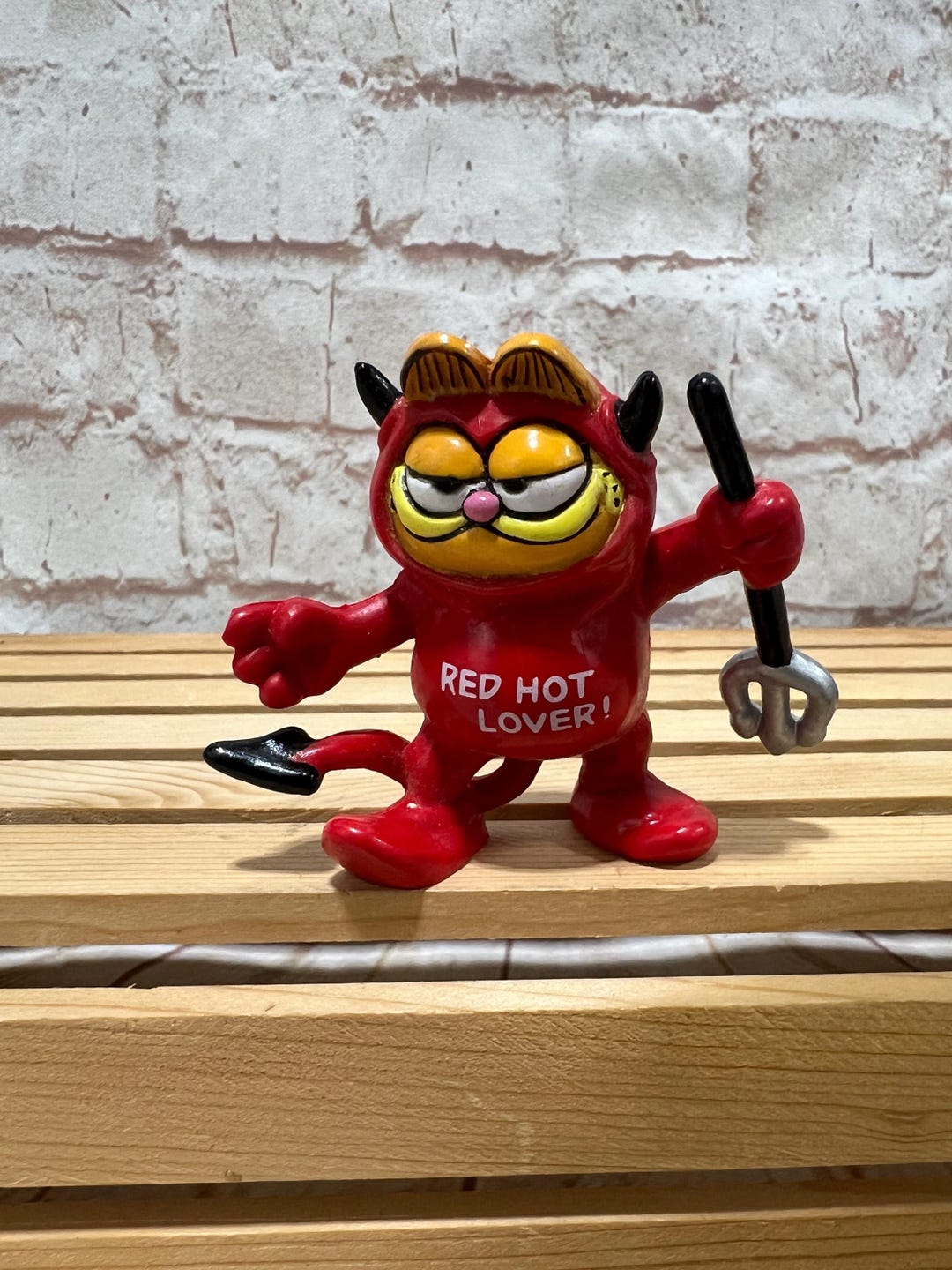 Vintage 1981 Garfield the Cat Red Hot Lover Valentine PVC Mini Action ...
