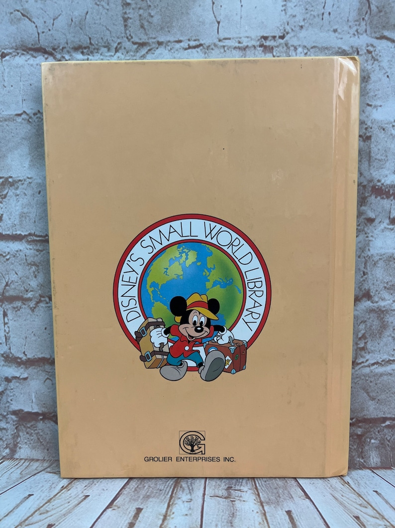 Vintage Disney Small World Library Adventure in the USA Junior - Etsy