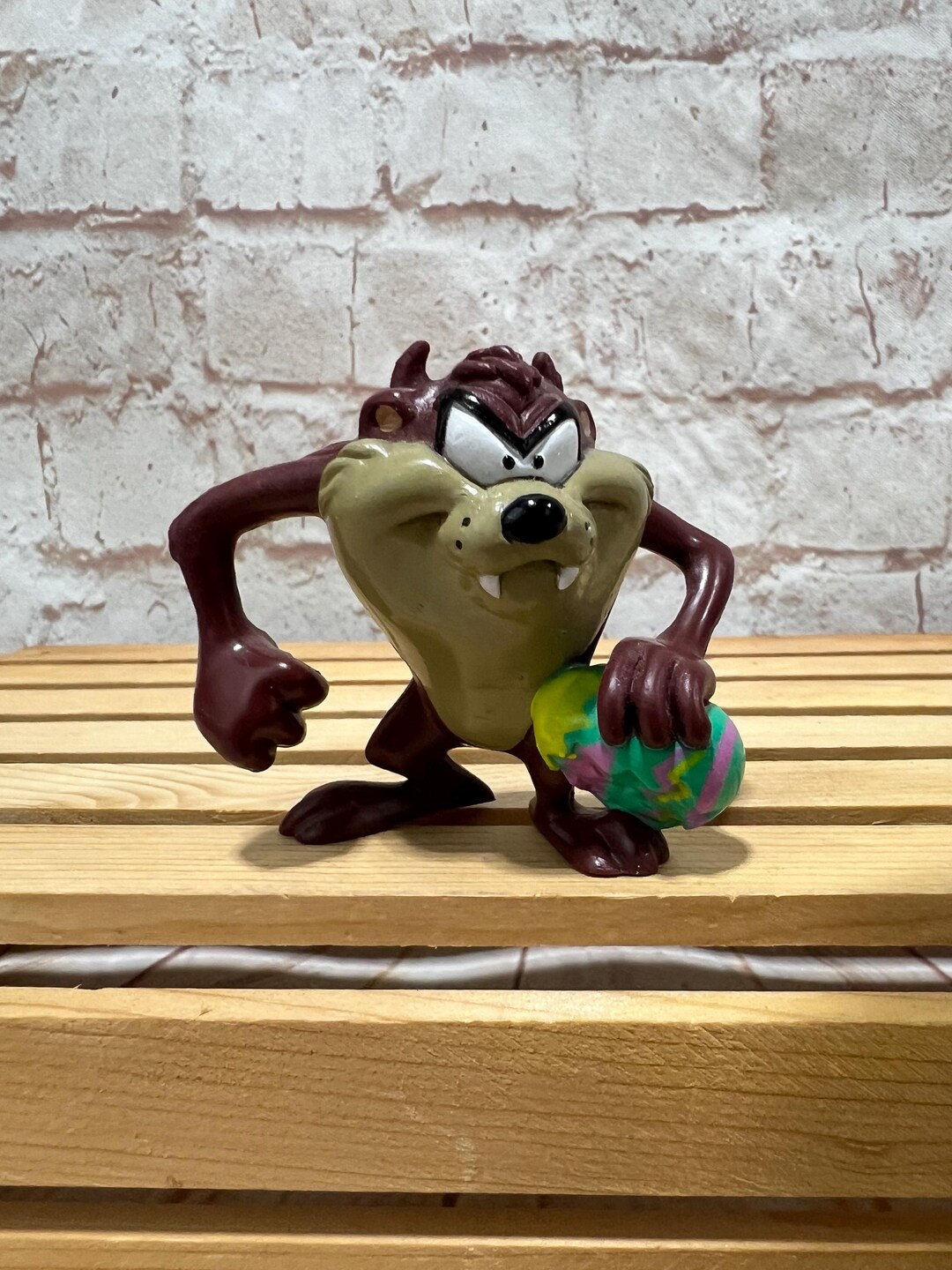 Vintage 1999 Taz Tasmanian Devil With Bite in Easter Egg PVC Figure Toy ...