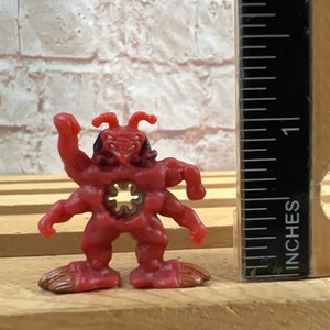 Vintage 1997 Fistful of Aliens RED Alien Mini 1” Action Figure - HIGH ...