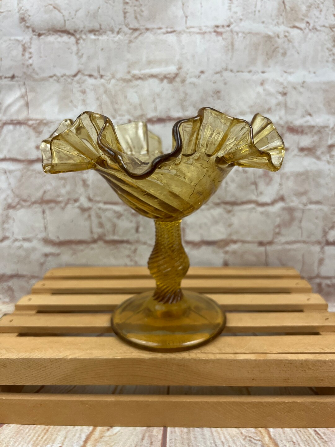 Vintage Fenton Art Yellow Amber Swirled Glass Ruffled Pedestal Candy ...