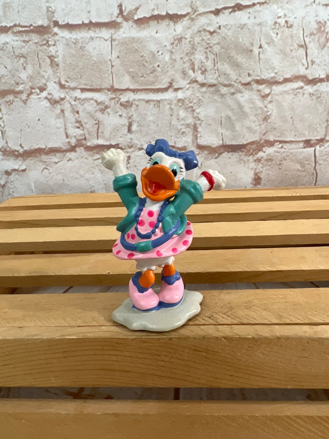 Vintage Daisy Duck in 80s Outfit Disney Miniature PVC Mini Figure Toy ...