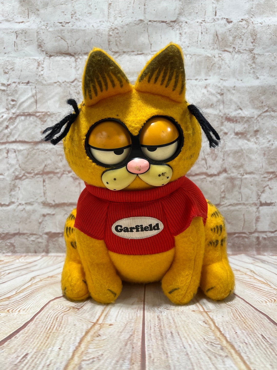 Vintage 1981 Grumpy Garfield the Cat Pull String Talking Plush Stuffed ...