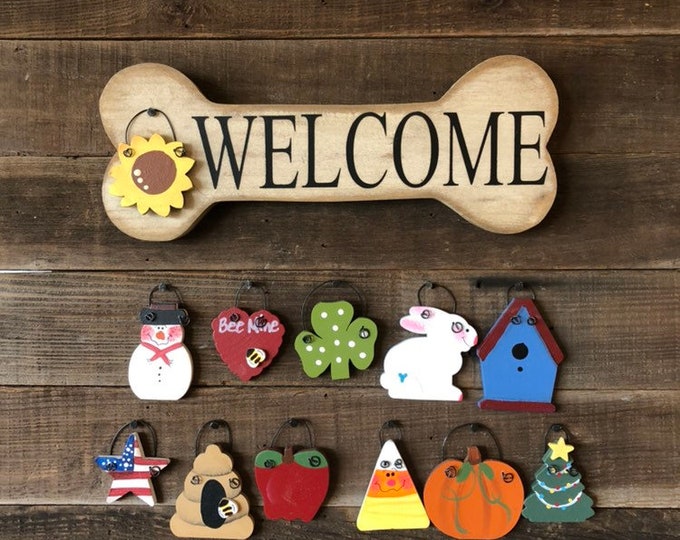Dog Bone Welcome Sign in White - Etsy