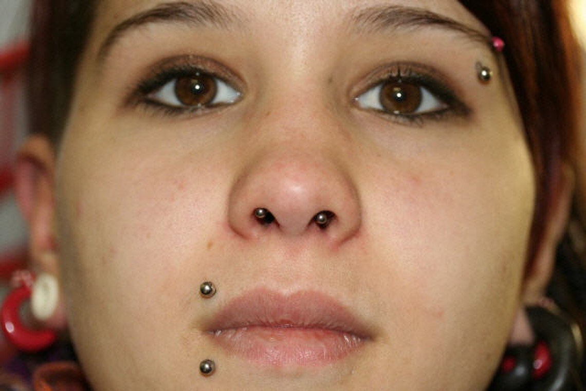 16g SEPTUM Hide Straight Barbell 6mm 8mm 10mm 3mm Balls Long - Etsy